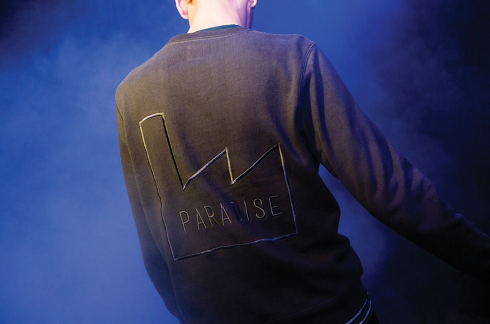 R.NEWBOLD - S/S 2015 COLLECTION LOOKBOOK • Guillotine R.NEWBOLD - S/S 2015 COLLECTION LOOKBOOK • Guillotine